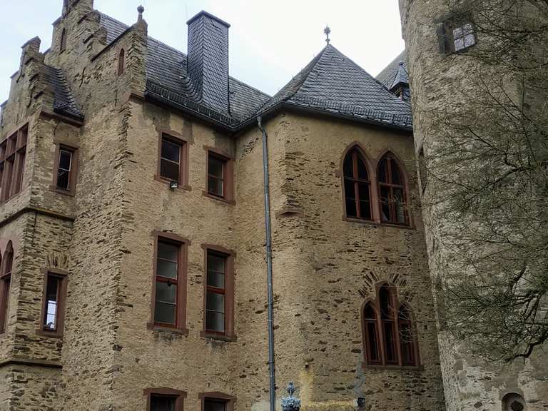 Schloss Kransberg Routes for Walking and Hiking | Komoot