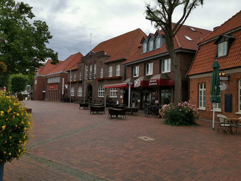 Marktplatz in Westerstede - Cycle Routes and Map | Komoot