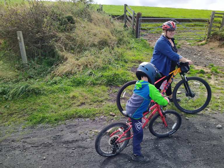 Cinder Track - Whitby to Robin Hood's Bay Cycle Routes and Map | Komoot