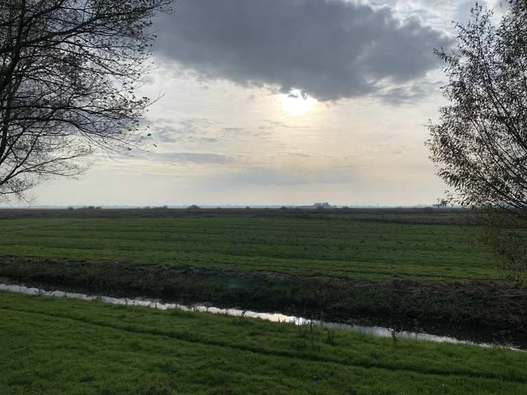 Uitzicht op het Oudeland van Strijen: Wanderungen und Rundwege | komoot