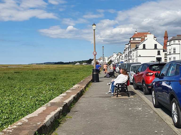 Parkgate - South Parade Routes for Walking and Hiking | Komoot