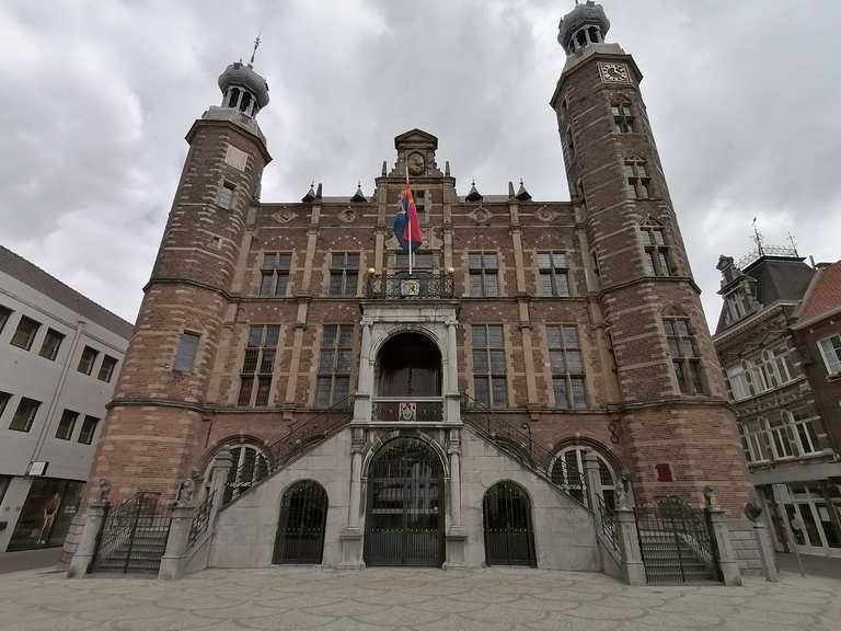 Markt & Stadhuis Venlo: Wanderungen und Rundwege | komoot
