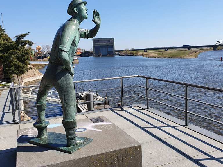 Der Rufer (Wahrzeichen von Lauenburg) fietsroutes en kaart | Komoot