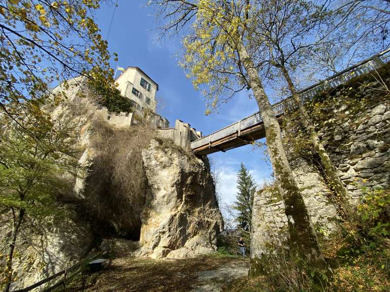 Schloss Bronnen: Wanderungen und Rundwege | komoot
