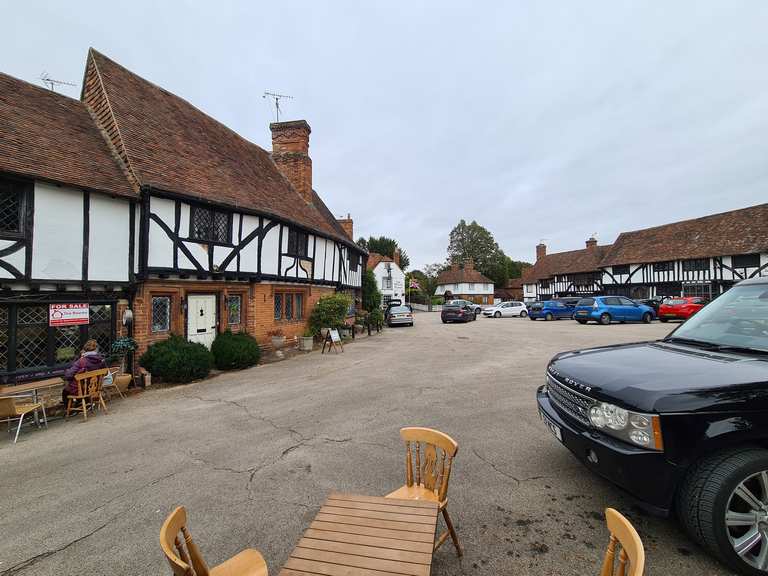 Chilham Square – St Mary's Church, Chilham Loop from Chilham ...