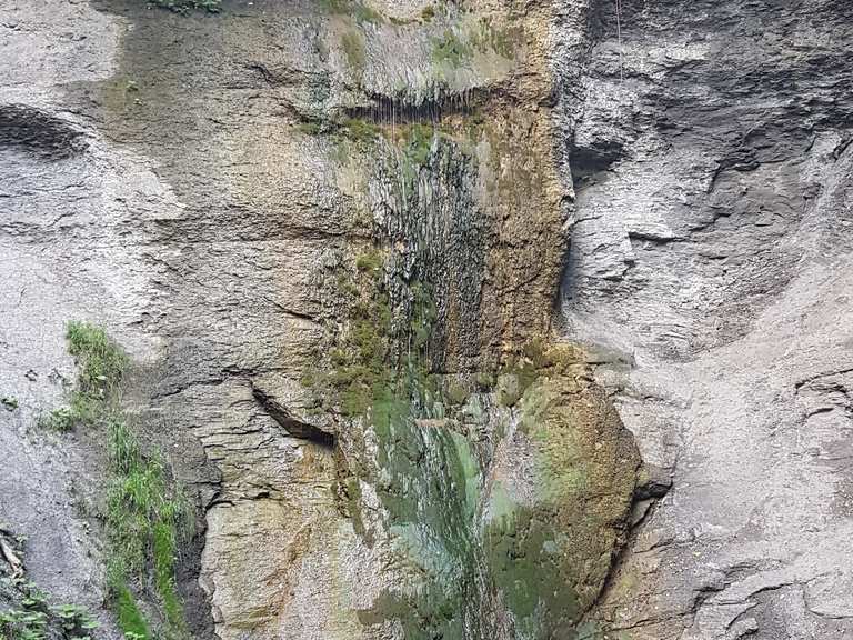 Wasserfall Zillhausen: Wanderungen und Rundwege | komoot