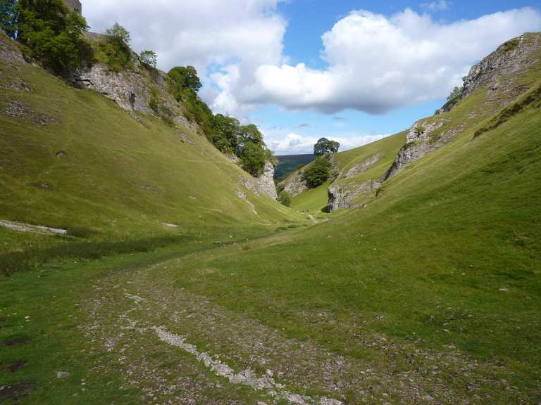 Cave Dale Routes for Walking and Hiking | Komoot