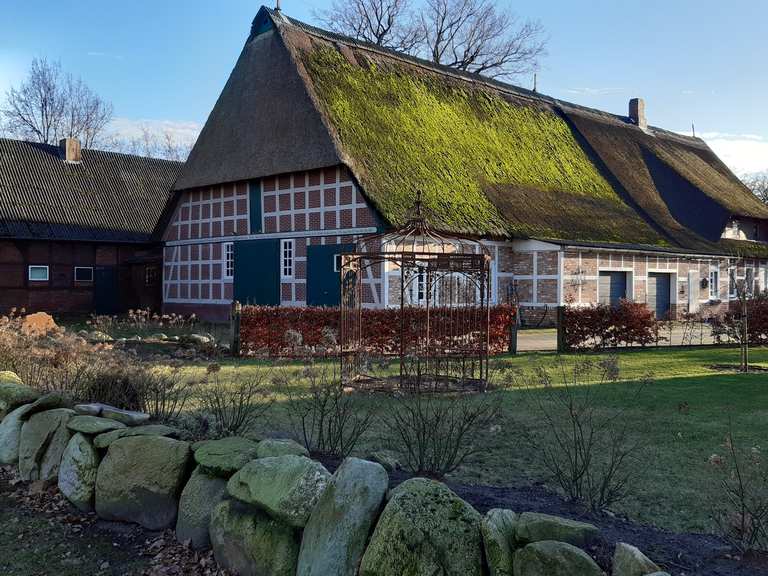 Niedersachsen houses in Ober Ochtenhausen - Cycle Routes and Map | Komoot