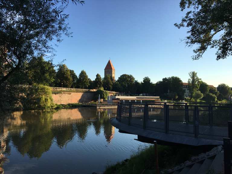 Schwal mit Kriegerdenkmal in Neu-Ulm: Wanderungen und Rundwege | komoot