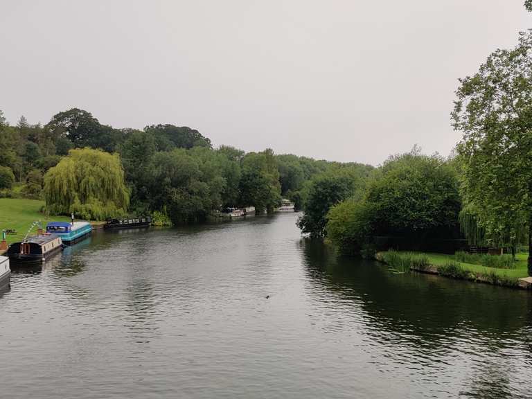 Shillingford Bridge with pub - Cycle Routes and Map | Komoot