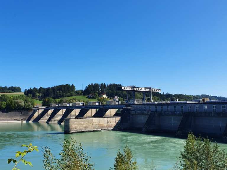 Blick auf das Kraftwerk Passau-Ingling : Radtouren und Radwege | komoot