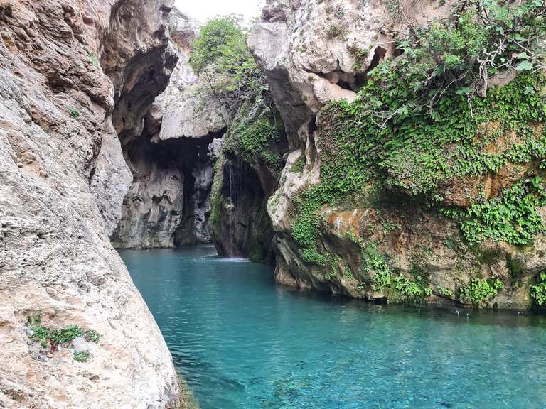 Waterfalls in the Kourtaliotiko Gorge: Wanderungen und Rundwege | komoot