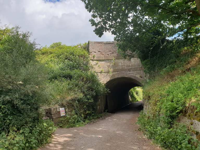 Trans Pennine Way & Bridgewater Canal lus vanaf Dunham Massey ...