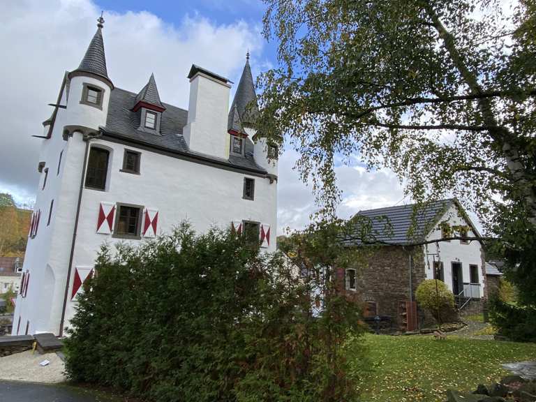 Burg Dreis in Dreis-Brück Routes for Walking and Hiking | Komoot