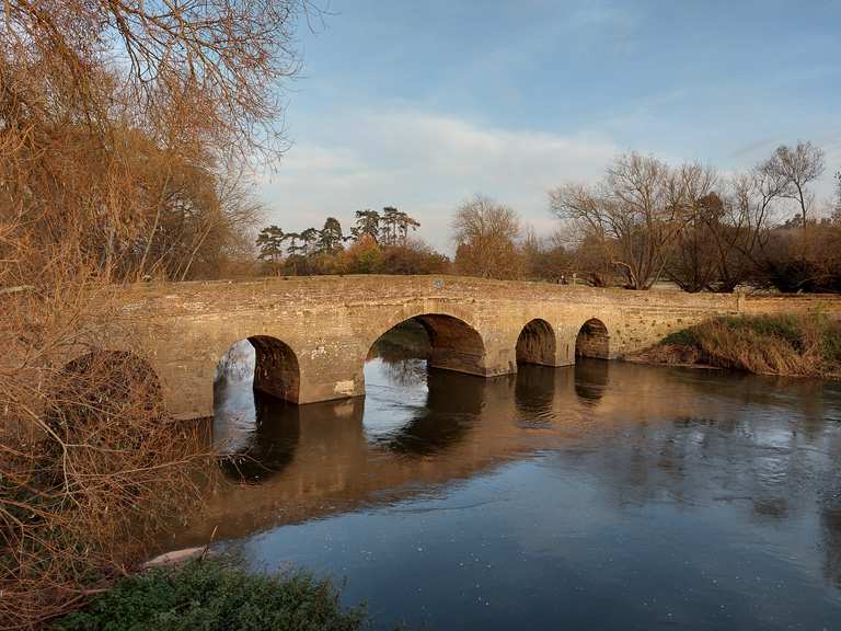 Pershore Old Bridge Routes for Walking and Hiking | Komoot