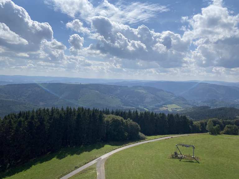 Schombergturm (Aussichtsturm) : Radtouren und Radwege | komoot
