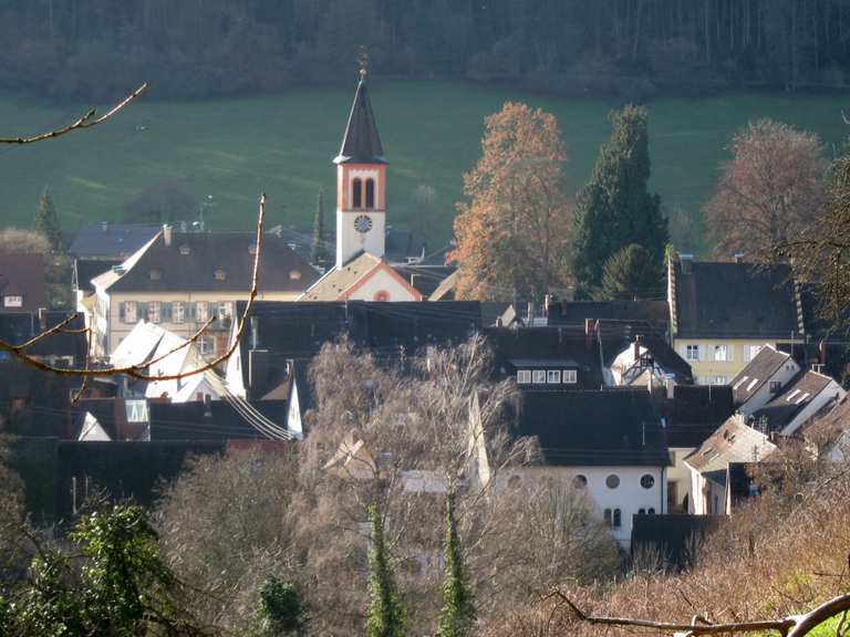 Schöner Blick über Sulzburg: Wanderungen und Rundwege | komoot