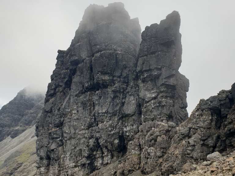 Am Basteir - 'The Executioner' Routes for Walking and Hiking | Komoot