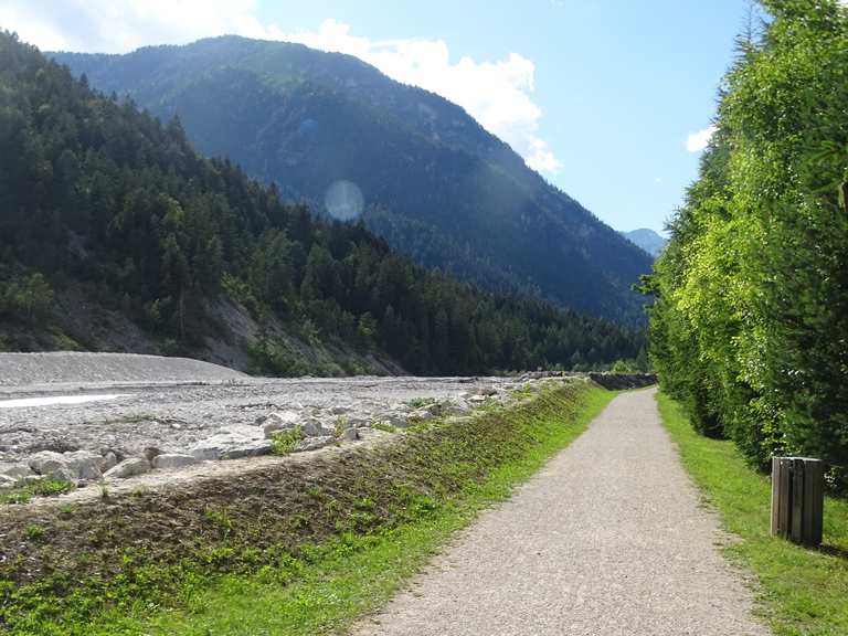 Lago di Santa Caterina – Ponte sul torrente Ansiei Runde von Valle di ...