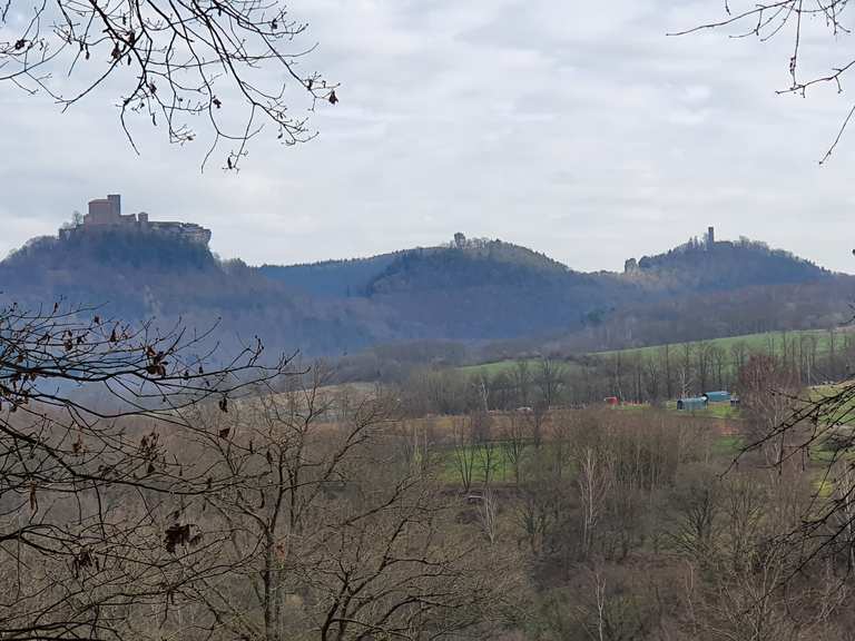 Three-castle view Routes for Walking and Hiking | Komoot