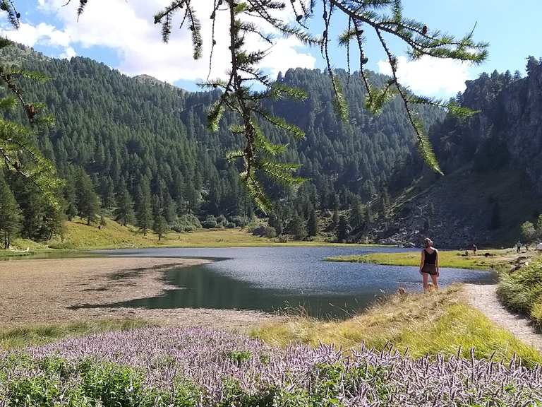Cesana Torinese – Lago nero Bousson giro ad anello con partenza da ...
