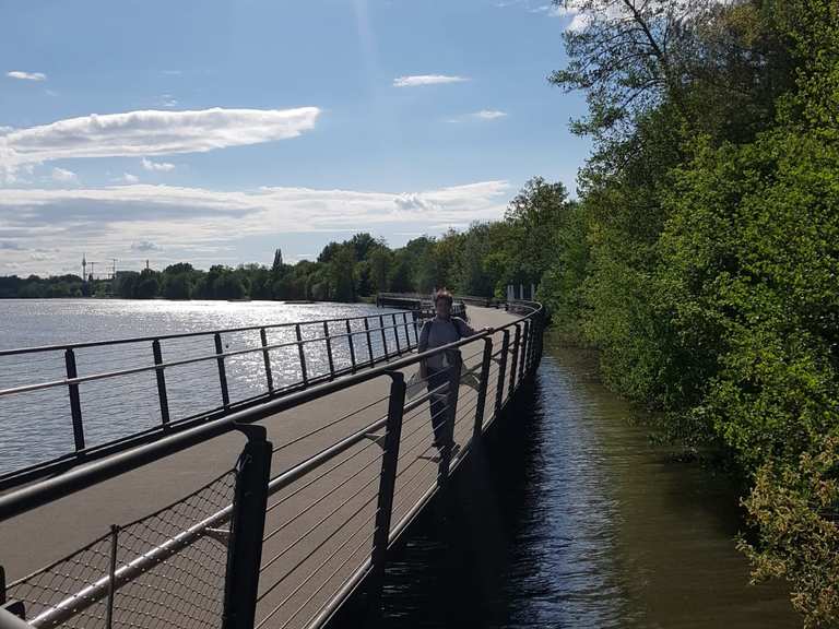 Steg am Ufer: Wanderungen und Rundwege | komoot