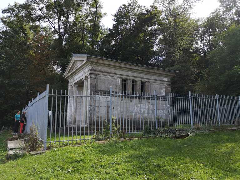 Mausoleum des Freiherrn von Kap-herr: Wanderungen und Rundwege | komoot