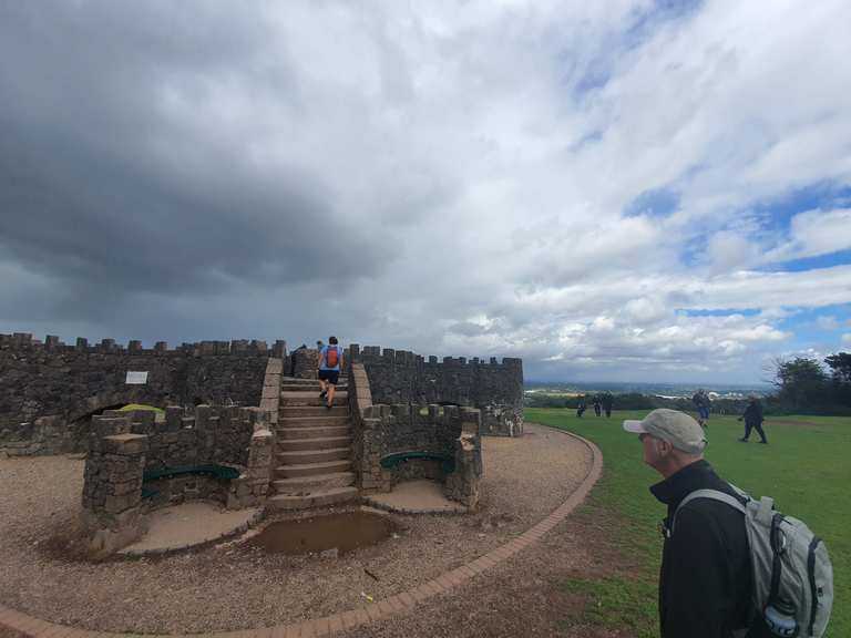 Beacon Hill Toposcope Routes for Walking and Hiking | Komoot