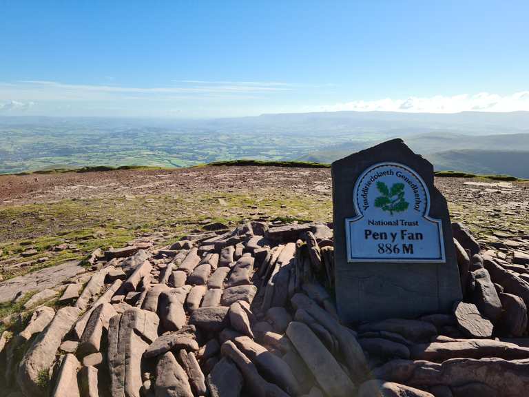 Pen y Fan Routes for Walking and Hiking | Komoot