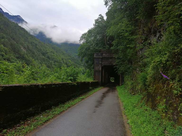 Tratto di ciclabile Alpe Adria nei pressi di Pontebba Cycle Routes and ...