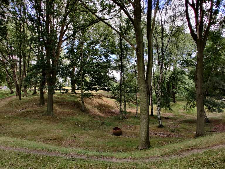 Heuvel 60 bewaarde Slagveld Routes for Walking and Hiking | Komoot