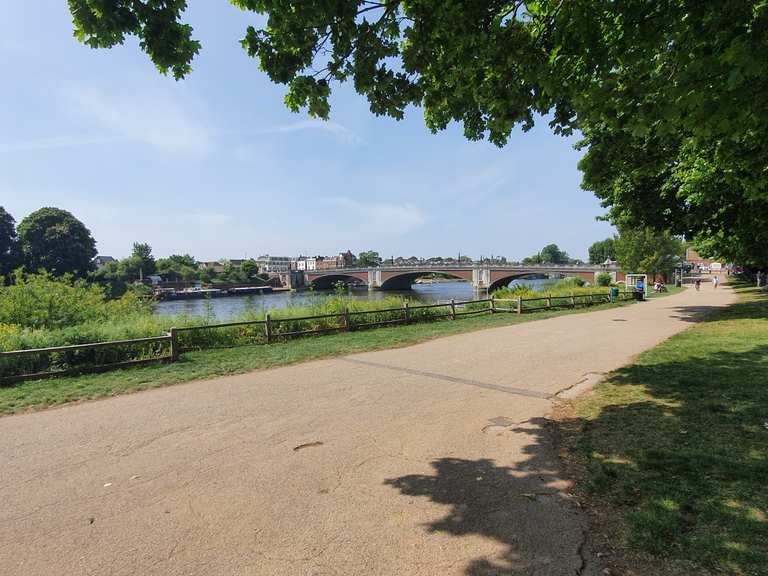 Thames Path loop via Richmond Park & Kingston | bike Tour | Komoot
