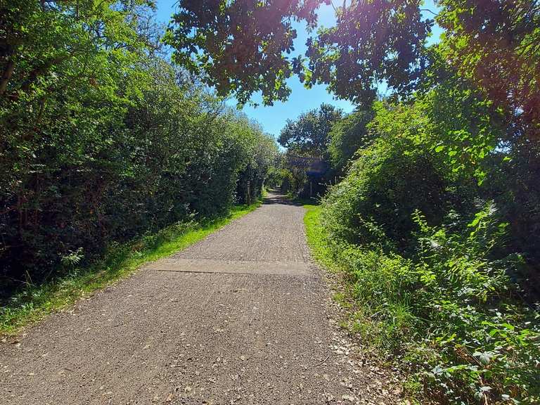 A segment of the Wirral Circular - Road Cycle Routes and Map | Komoot