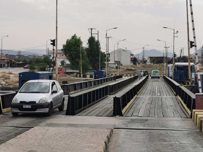 Corinth submersible bridge 🛤️ Ancient Diolkos ship railway - Cycle ...