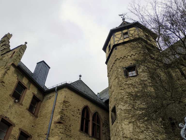 Schloss Kransberg Routes for Walking and Hiking | Komoot