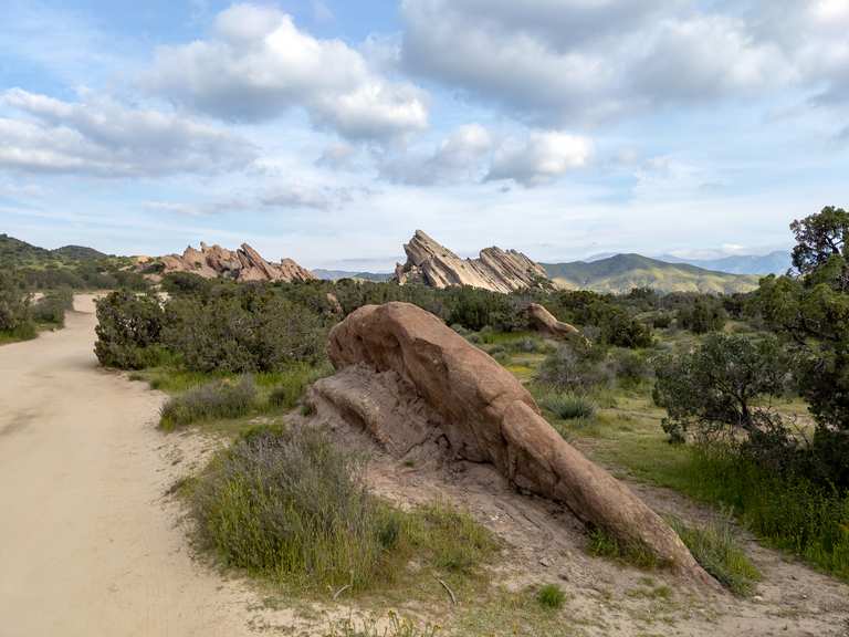 Vasquez Rocks County Park – Star Trek Film Location Routes for Walking ...