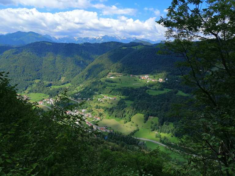 Good view of Idrijca valley: Radtouren und Radwege | komoot