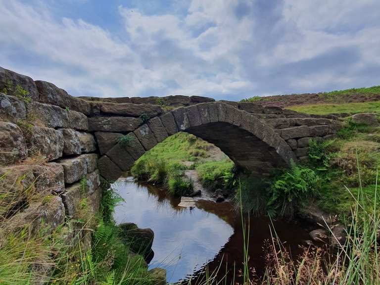 Picturesque stone foot bridge over Burbage Brook Routes for Walking and ...