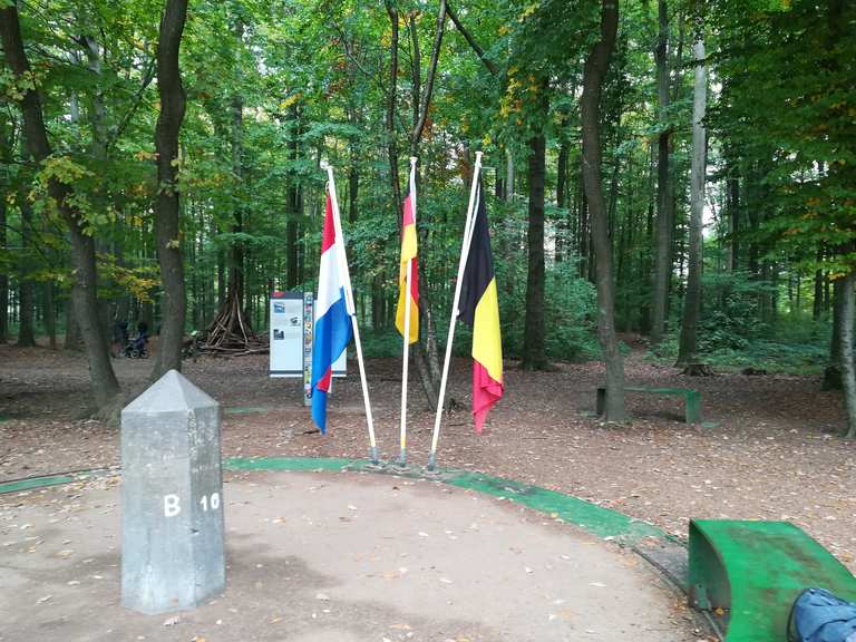 Drielandenpunt en hoogste punt van Nederland (Vaalserberg) wandelroutes ...