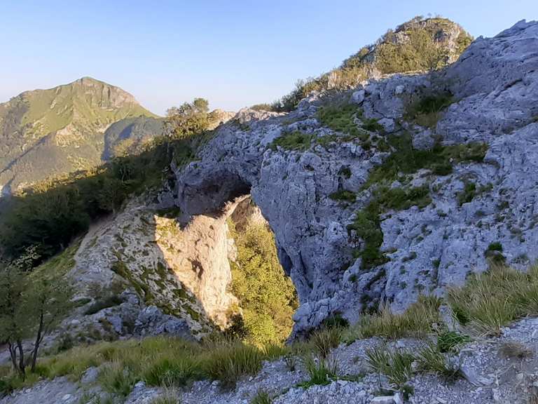 Passo del Monte Forato : percorsi escursionistici e trekking | Komoot