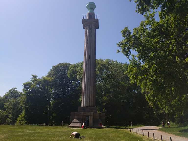 Bridgewater Monument at Ashridge Estate. Routes for Walking and Hiking ...