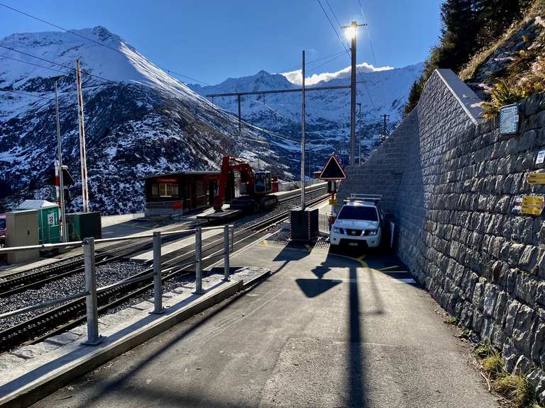 Bahnhof Tschamut-Selva: Wanderungen und Rundwege | komoot