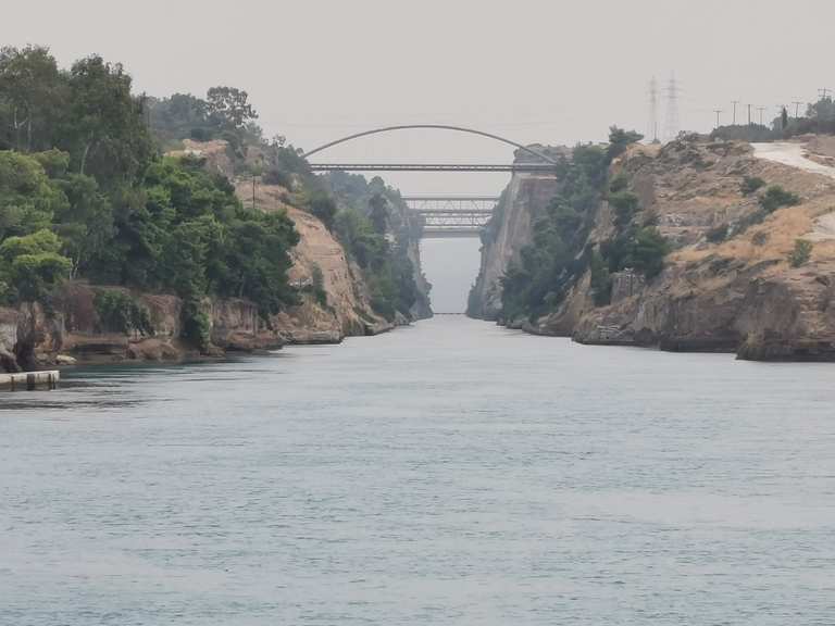 Corinth submersible bridge 🛤️ Ancient Diolkos ship railway - Cycle ...