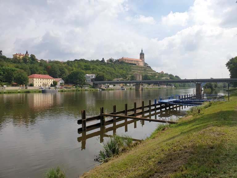 Blick zum Schloss Melnik - Cycle Routes and Map | Komoot