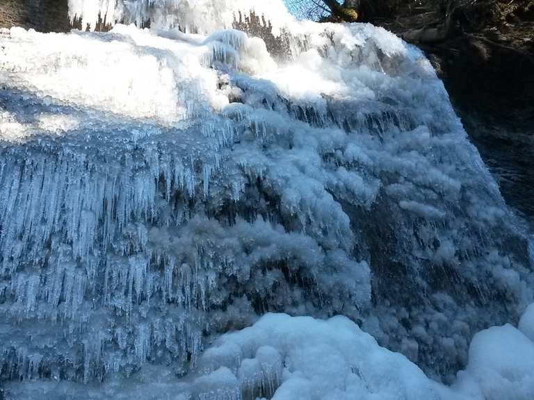 Wasserfall Zillhausen: Wanderungen und Rundwege | komoot