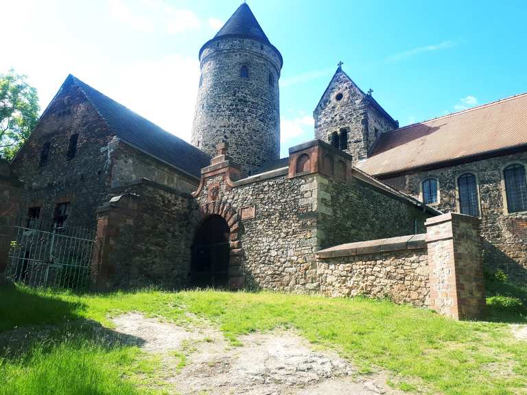 Schloss Hohenthurm : Radtouren und Radwege | komoot