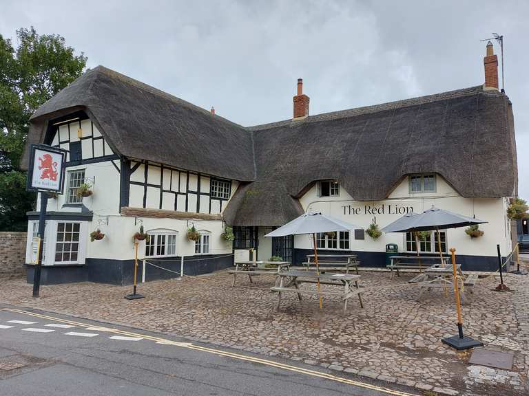 West Kennet Long Barrow – Avebury Stone Circle loop from Beckhampton ...