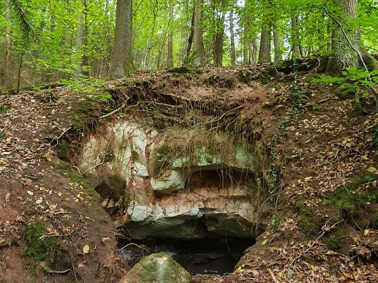 Enger Weg am Abgrund: Mountainbike-Touren | komoot