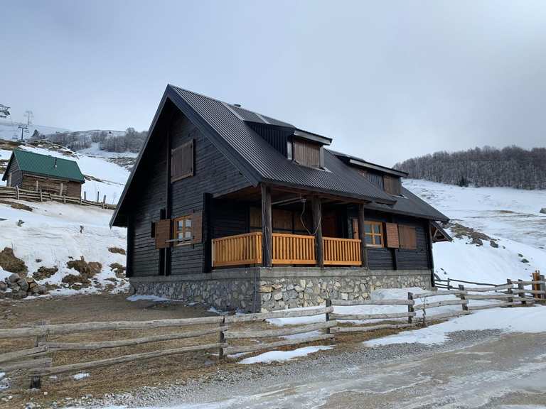 Eko-Katun Vranjak – Pesica jezero Runde von Krivi Do | Wanderung | Komoot