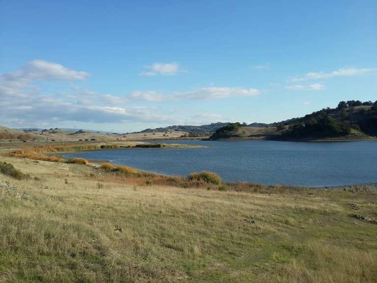 Calero Reservoir – Chesbro Reservoir County Park Runde von Branham ...